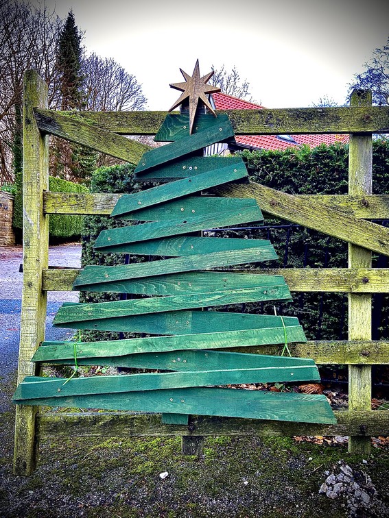 Pallet Christmas Tree | | Reclaim, Recycle